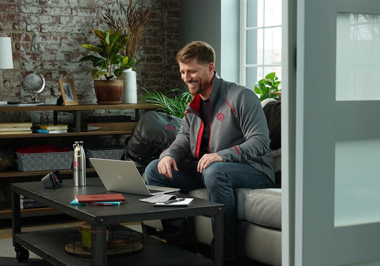 Conference Giveaway Ideas for Hybrid Events